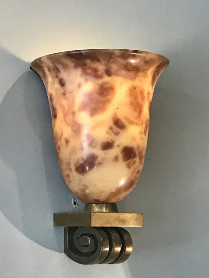 Paire d’appliques en albâtre – vendue – sold – – Bellechasse 29